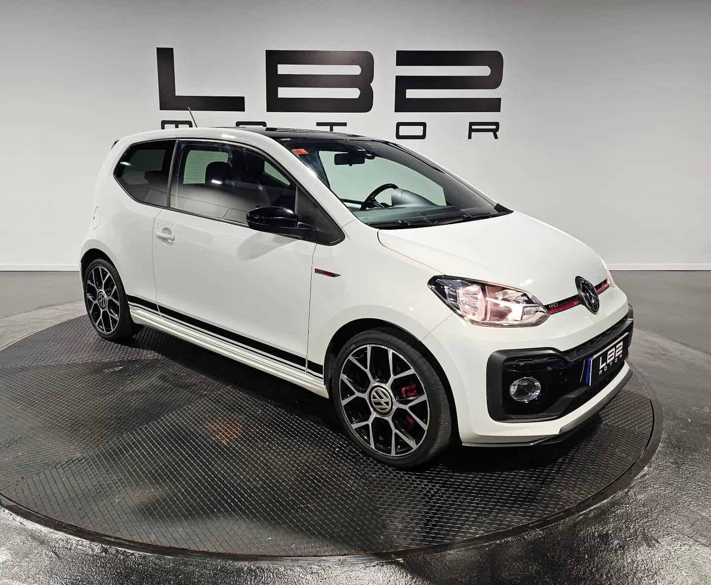 Volkswagen Up Gti