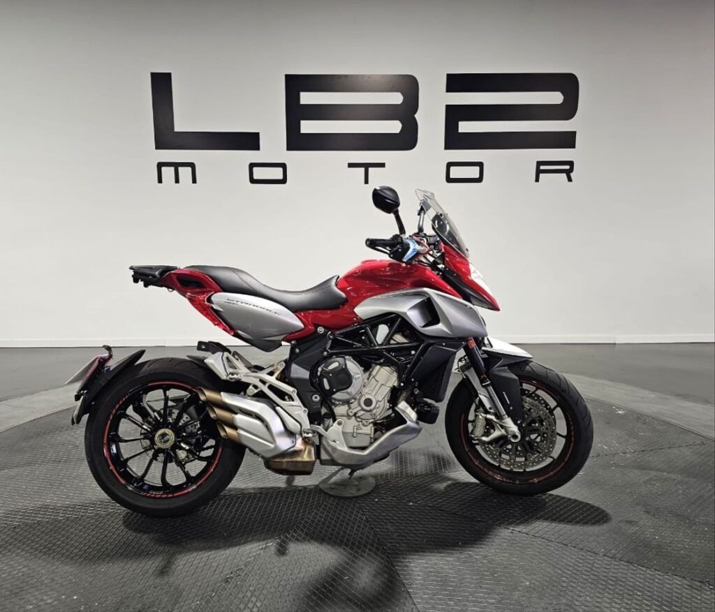 MV Agusta Stradale 800