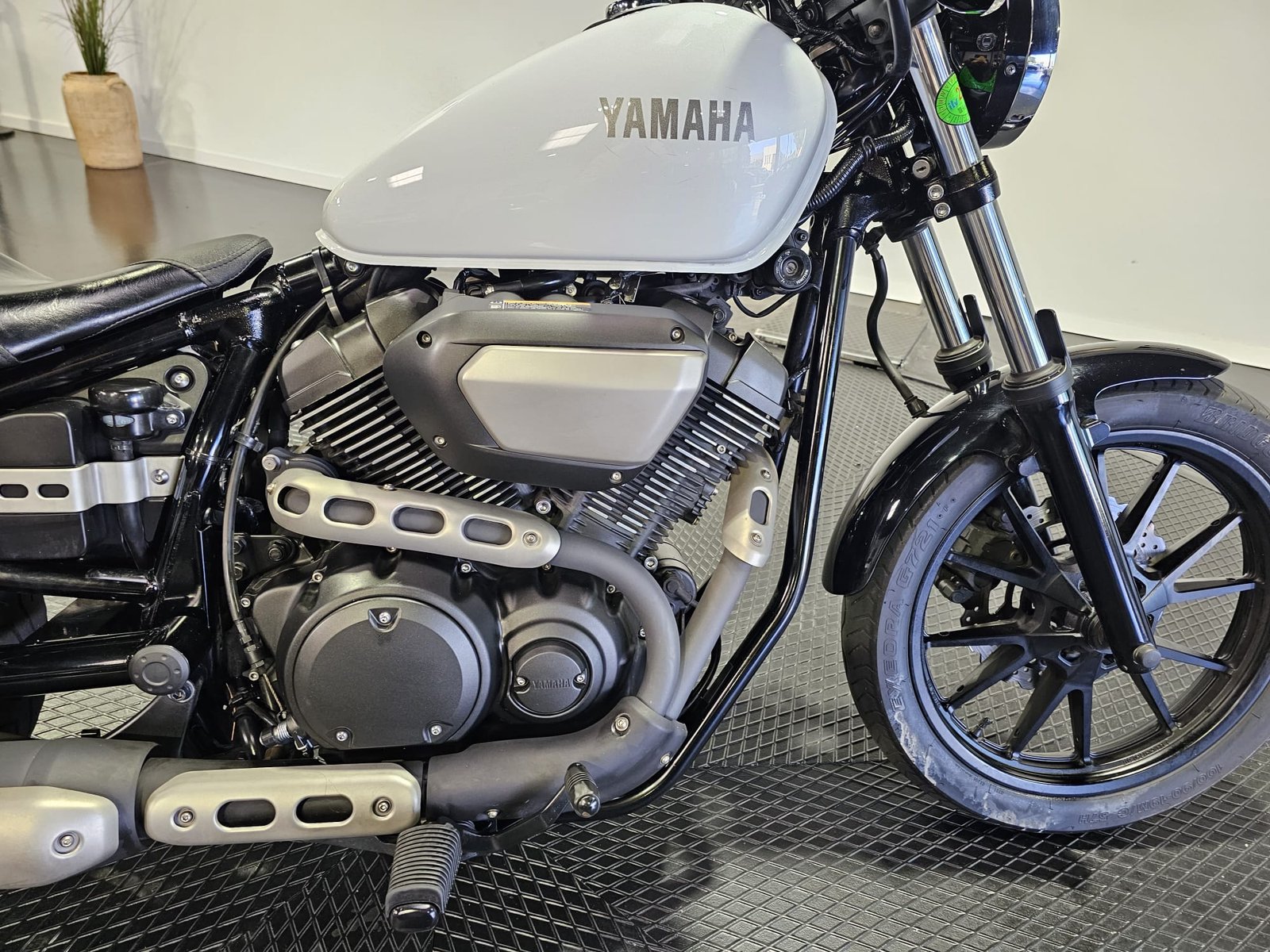 YAMAHA XV 950 BOLT