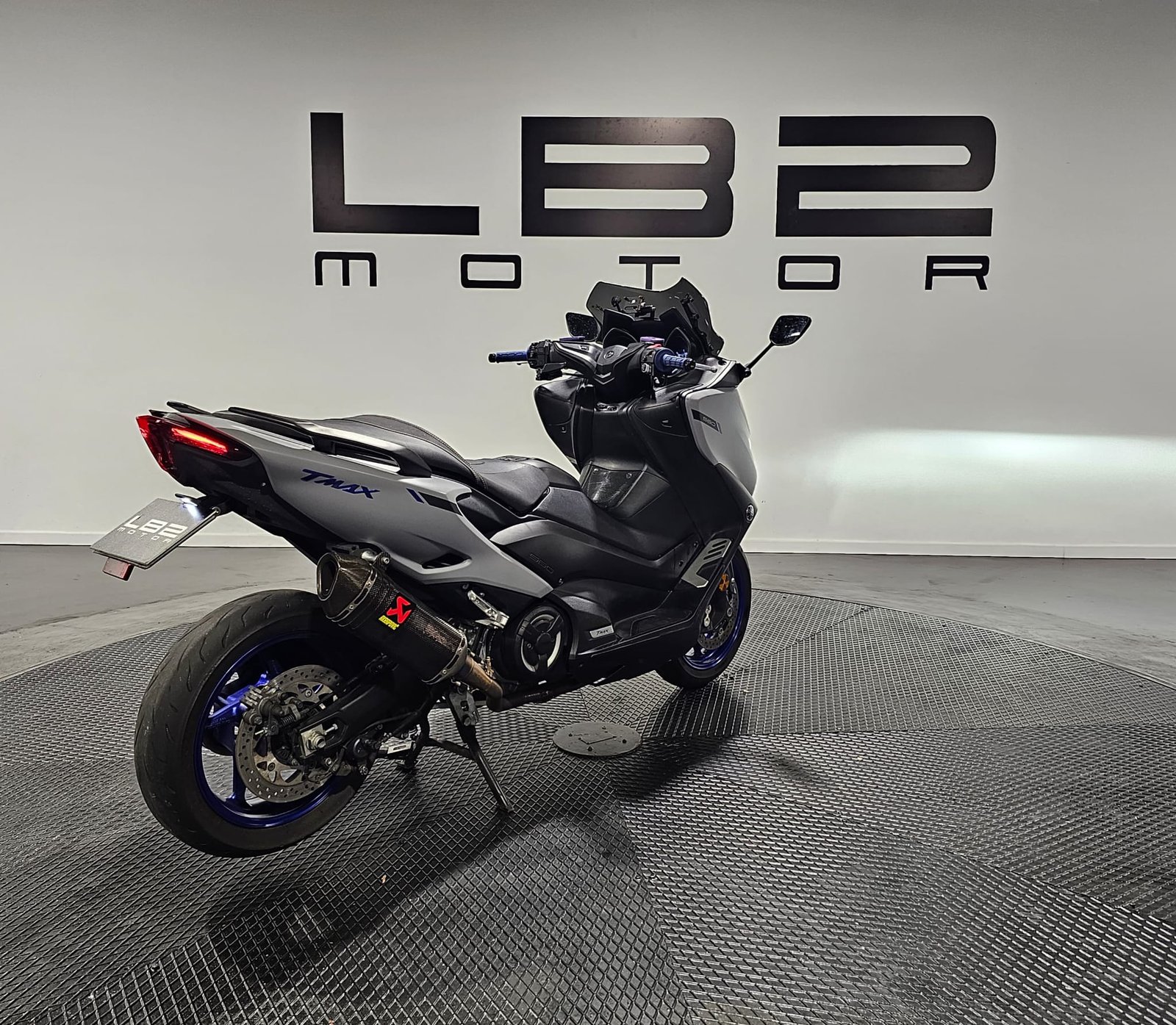 YAMAHA T-MAX 560